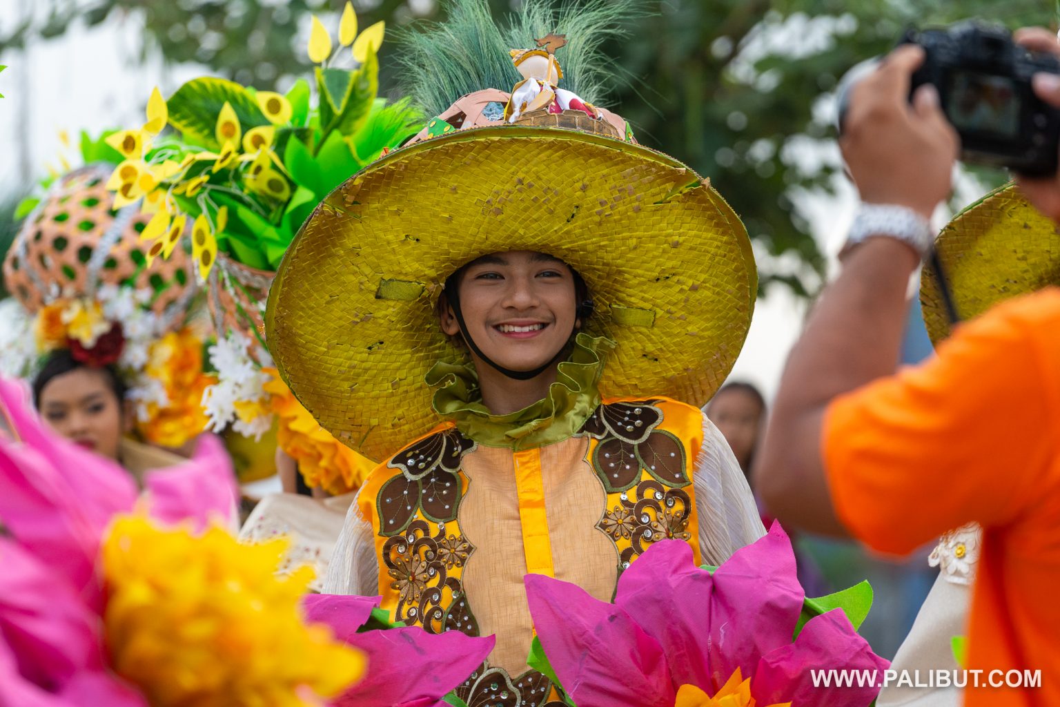 Barangay Santa Cruz Takes Center Stage as Halamanan Festival 2024 Indakan sa Kalye Grand ...
